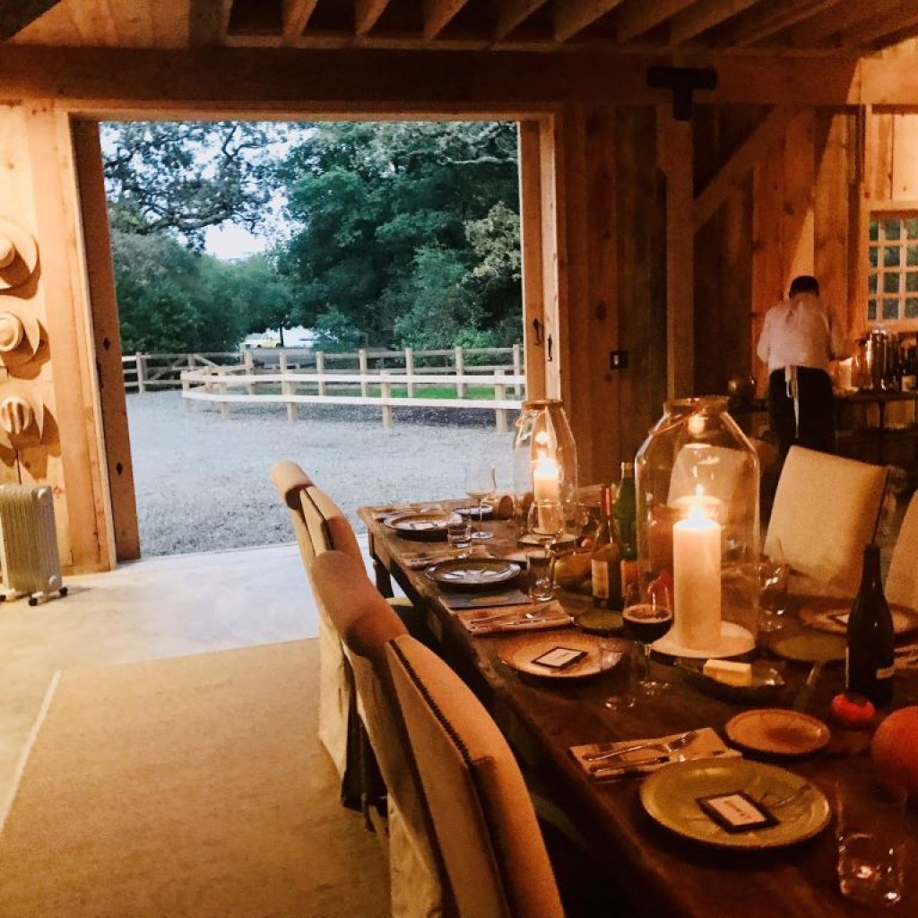 Country Barn Thanksgiving - Linda Applewhite